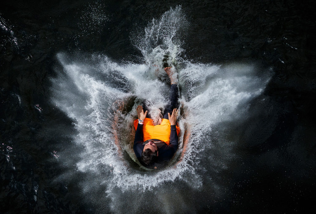 X-Diving – freestyle diving madness – HIGHJUMP